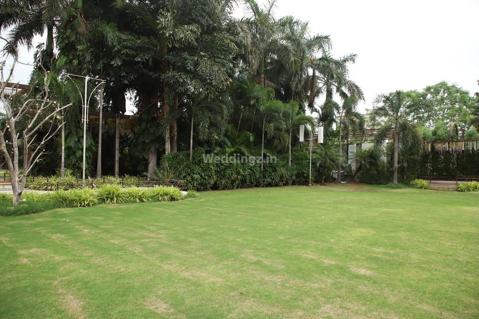 HL Patel Party Plot Vasna Road, Baroda | Banquet Hall | Wedding Lawn ...