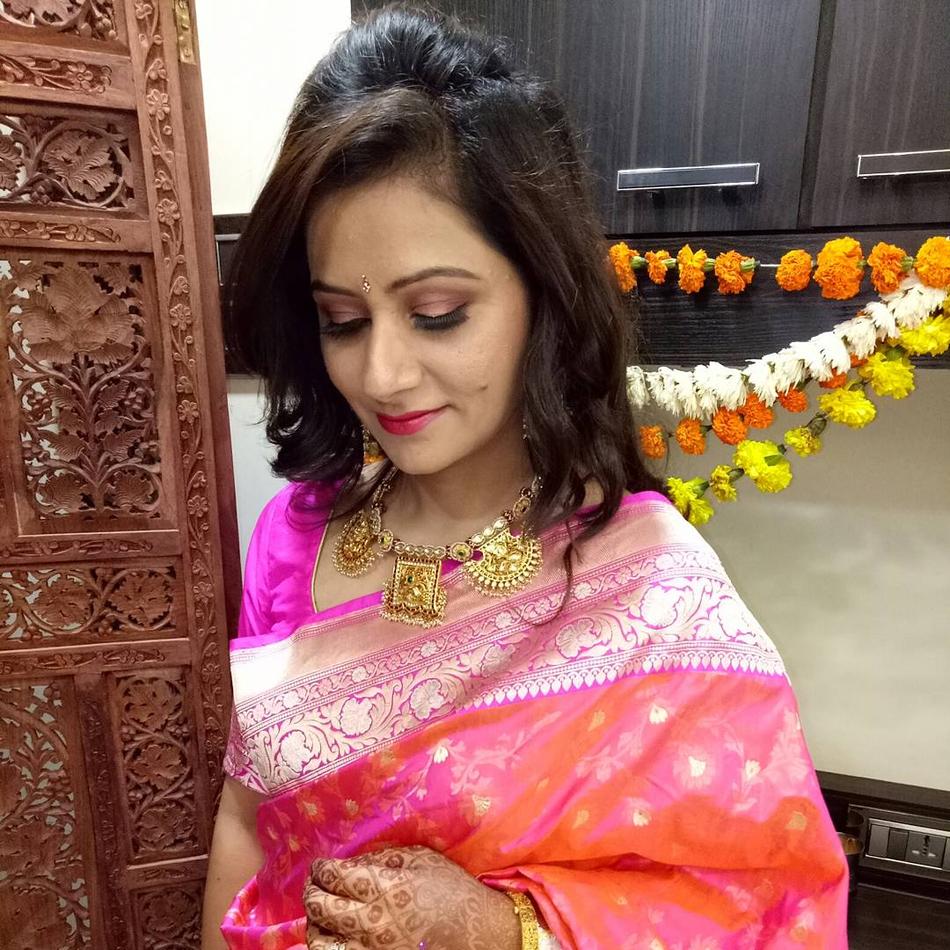 Glitter and gloss by Sneha, Bridal Makeup Artist in Thane West, Mumbai ...