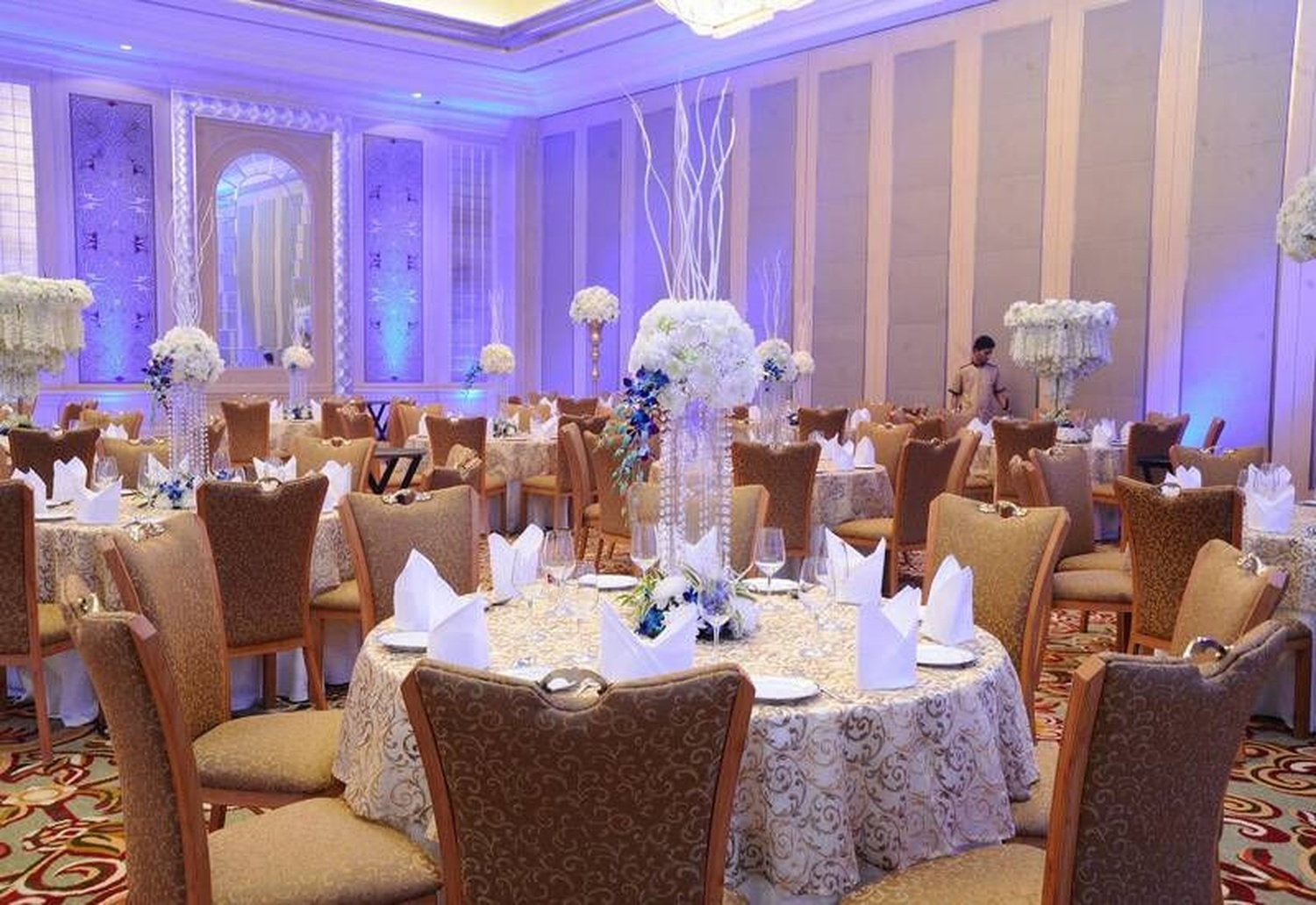 Seven Seas Hotel Rohini, Delhi | Banquet Hall | Wedding Lawn | WeddingZ.in