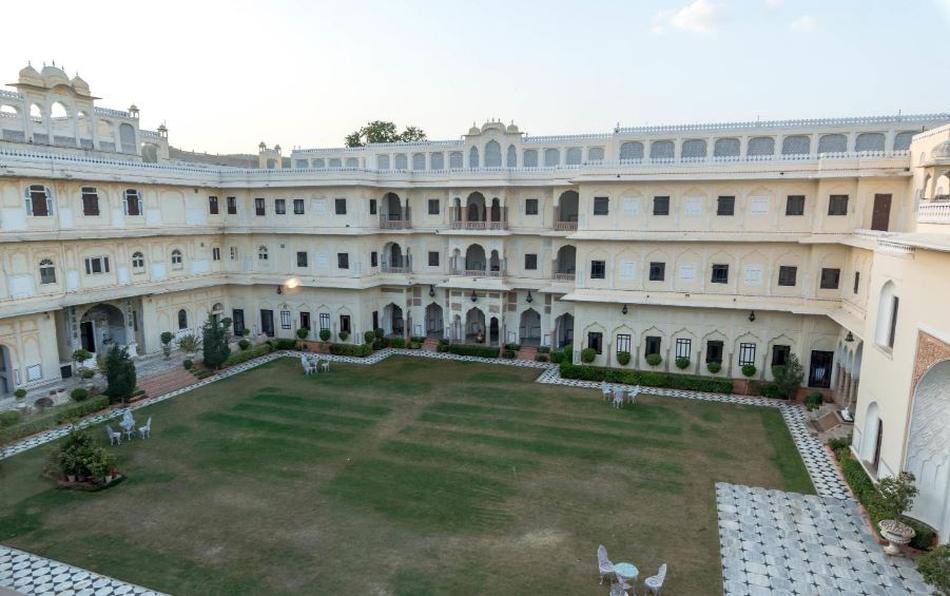 The Raj Palace Amer(Amber), Jaipur | Banquet Hall | Wedding Lawn ...