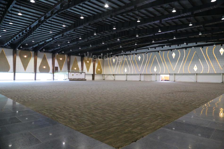 KLCC Conventions Shamshabad, Hyderabad | Banquet Hall | Wedding Lawn ...