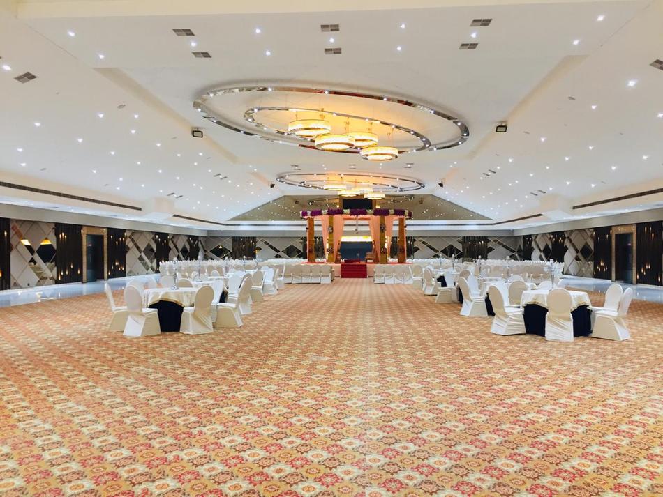 Grand Tulip Banquet And Lawn Sama Savli Road, Baroda | Banquet Hall ...