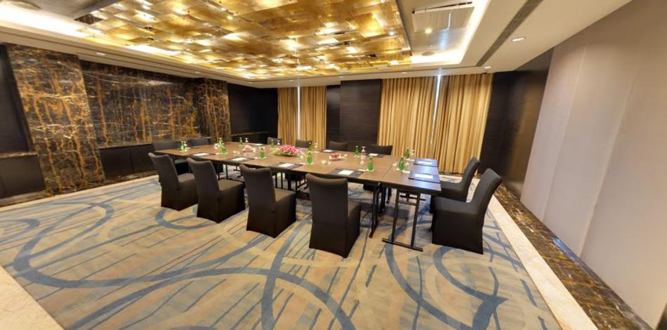 Radisson Blu Plaza Mahipalpur, Delhi | Banquet Hall | Wedding Lawn ...
