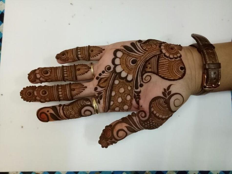 Weddingz Mehendi Artist, Bridal Mehndi Artist in Mumbai | WeddingZ