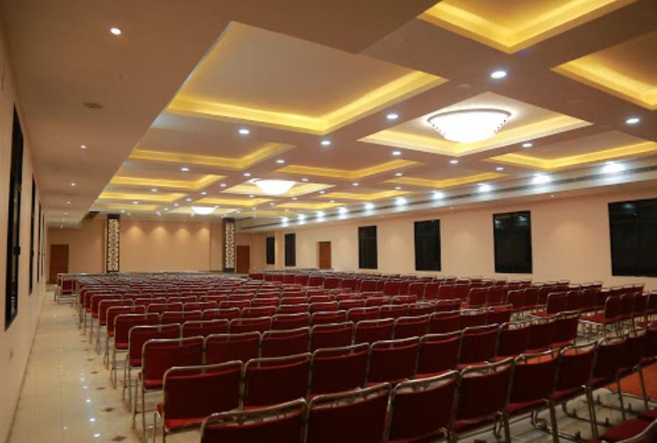 Sri Srinivasa Function Hall Kothapet, Hyderabad | Banquet Hall ...