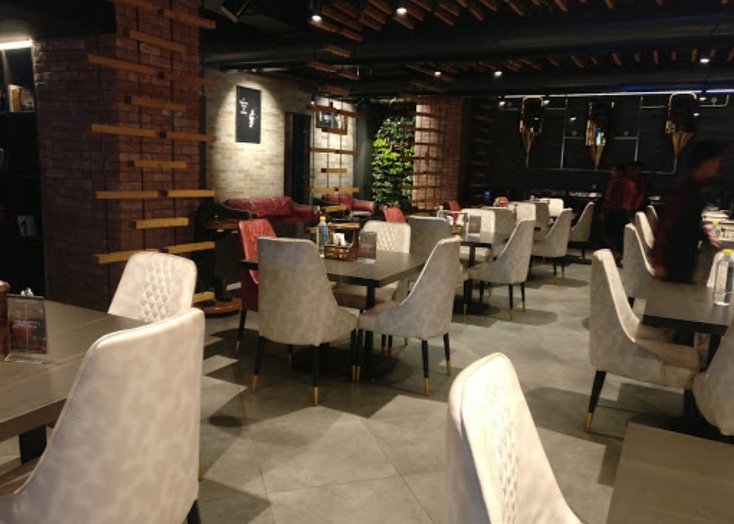 Drowning street Gomti Nagar, Lucknow | Banquet Hall | WeddingZ.in