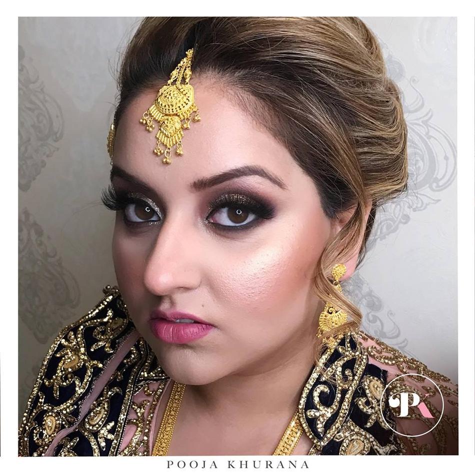Pooja Khurana Makeovers, Bridal Makeup Artist in Delhi | WeddingZ
