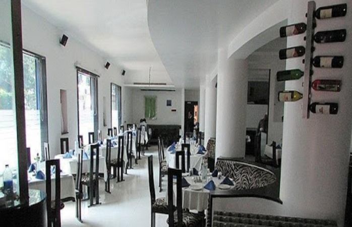 Moti Mahal Restaurant and Bar Bandra, Mumbai | Banquet Hall | WeddingZ.in