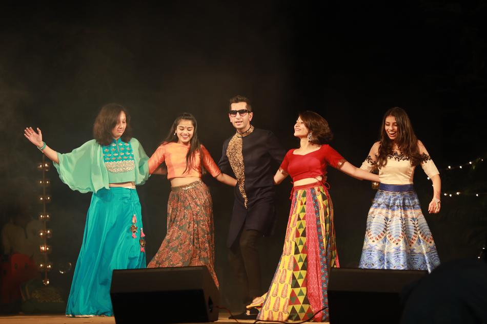 Lights.Camera.Dance, Wedding Choreographer in Mumbai | WeddingZ