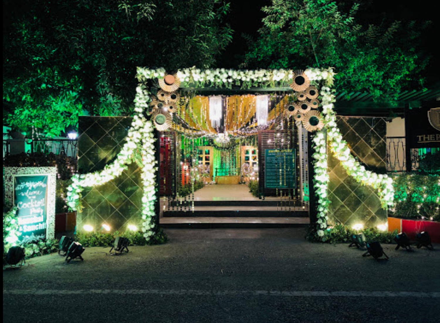 The Palms Golf Club and Resort Golf City, Lucknow | Wedding Lawn ...