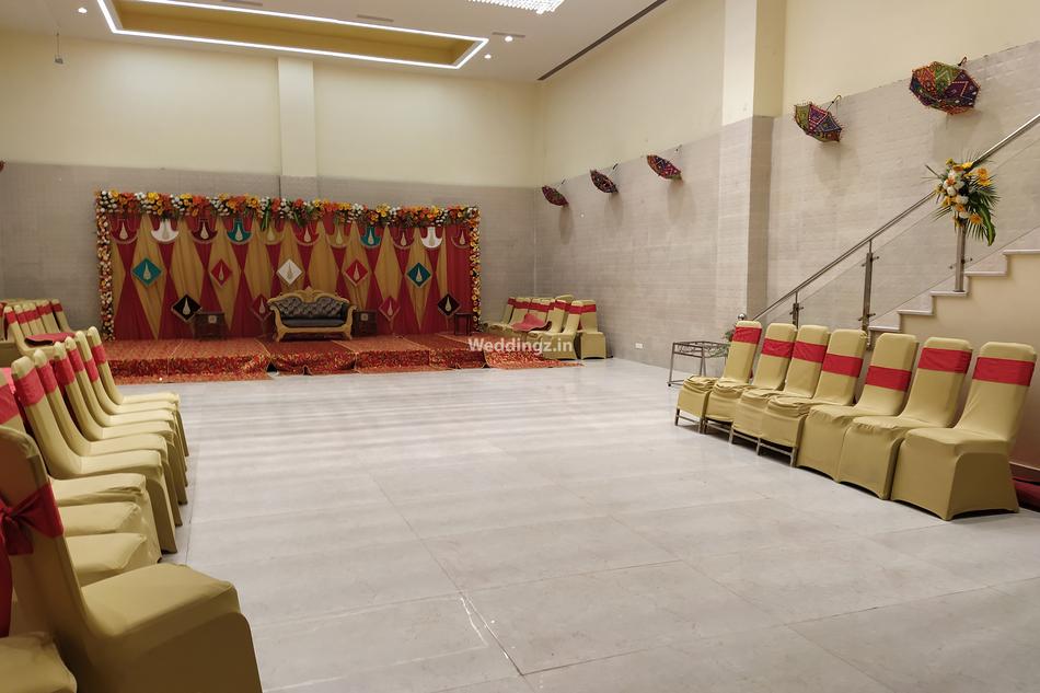 Hotel Rajvanshi Sector 8, Gurugram | Banquet Hall | WeddingZ.in