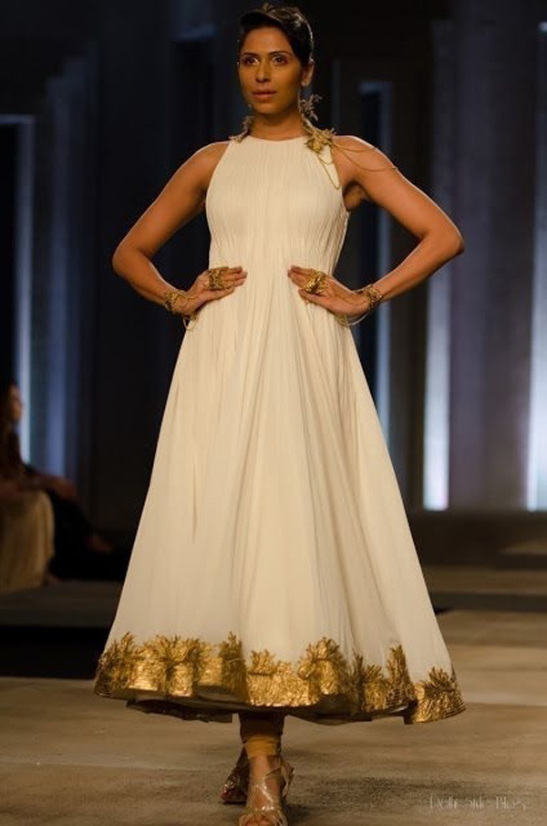 What to Wear for Your Pre-Wedding Shoot - Blog