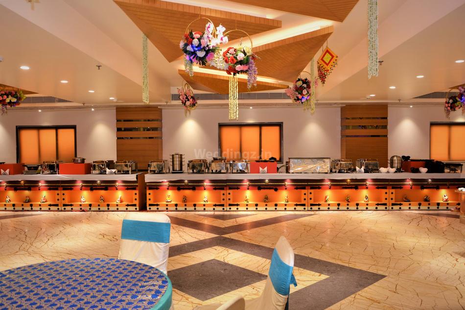 Balajee Banquets Baguiati, Kolkata | Banquet Hall | WeddingZ.in