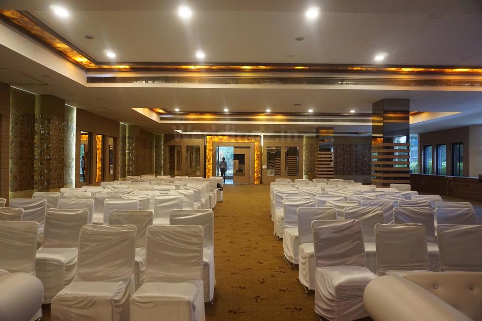 Solaris Hotel And Banquet Hall Pipliya Rao, Indore | Banquet Hall ...