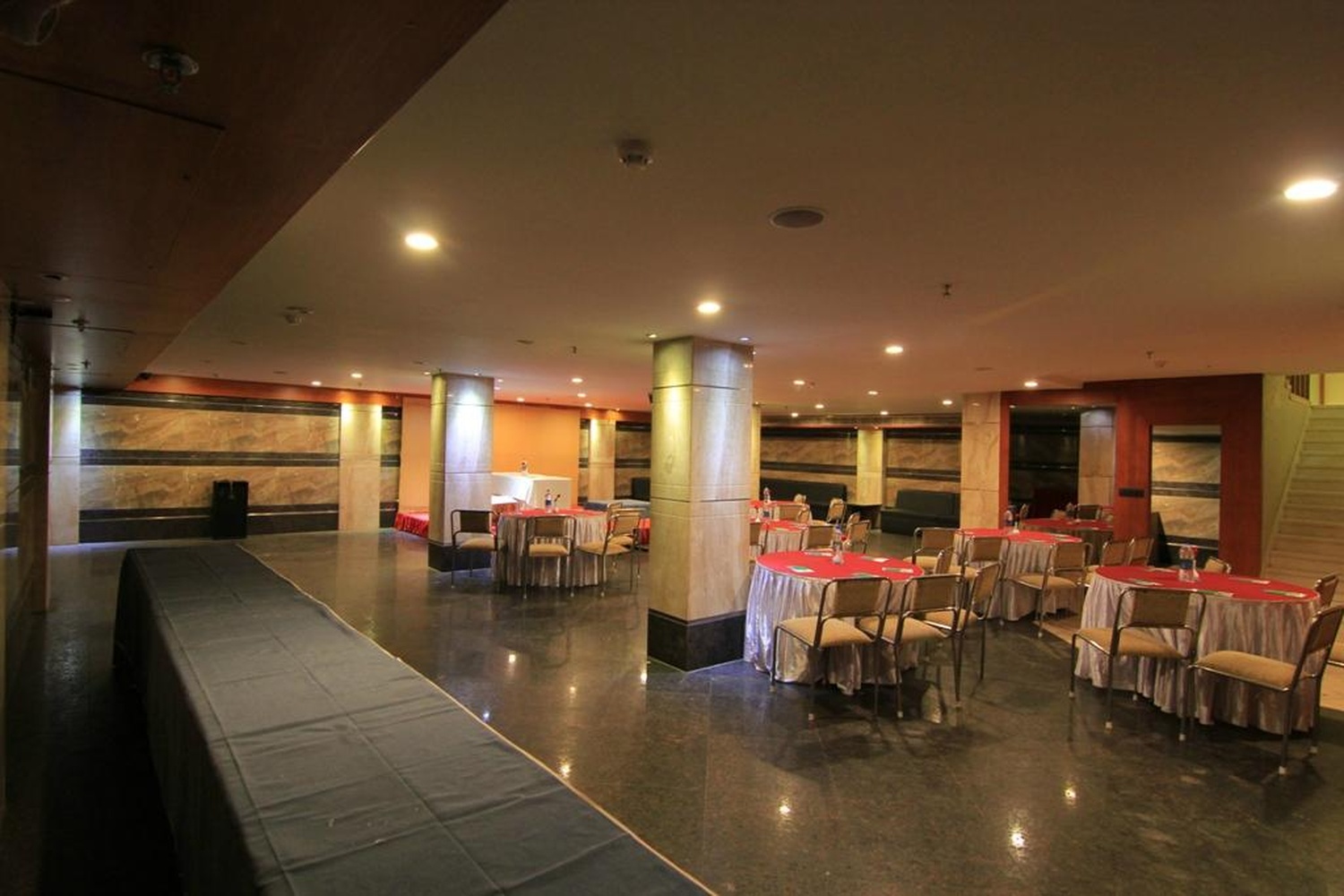 O2 Hotel Kaikhali, Kolkata | Banquet Hall | Wedding Hotel | WeddingZ.in