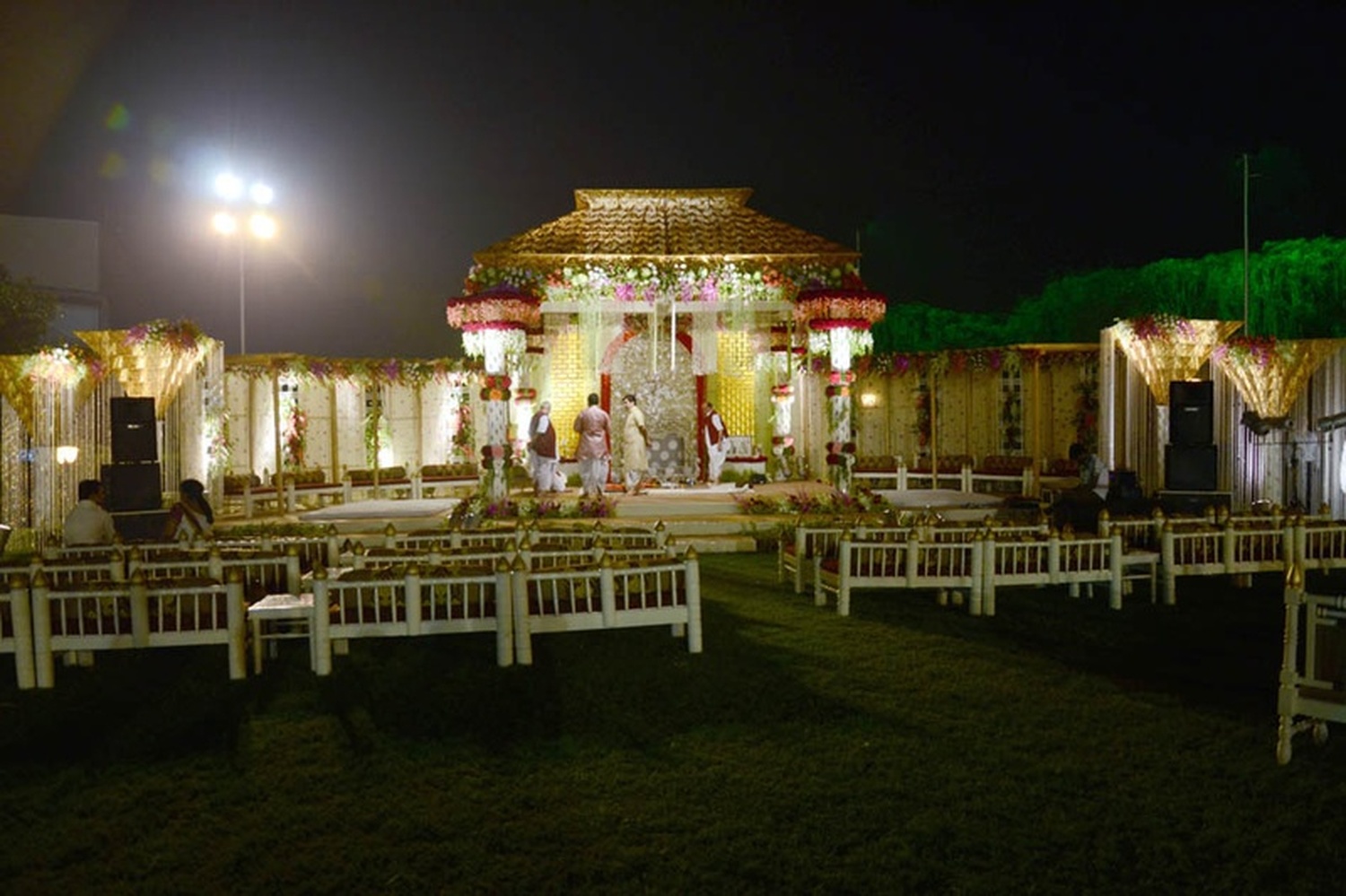 PC Chandra Garden EM Bypass, Kolkata | Banquet Hall | Wedding Lawn ...