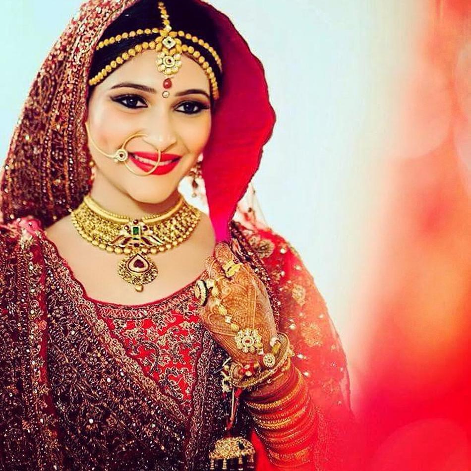 Maya R Mehta, Bridal Makeup Artist in Andheri East, Mumbai | WeddingZ
