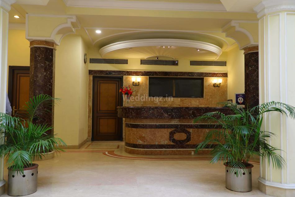 Hotel Arya Nayatoli, Ranchi | Banquet Hall | Wedding Hotel | WeddingZ.in
