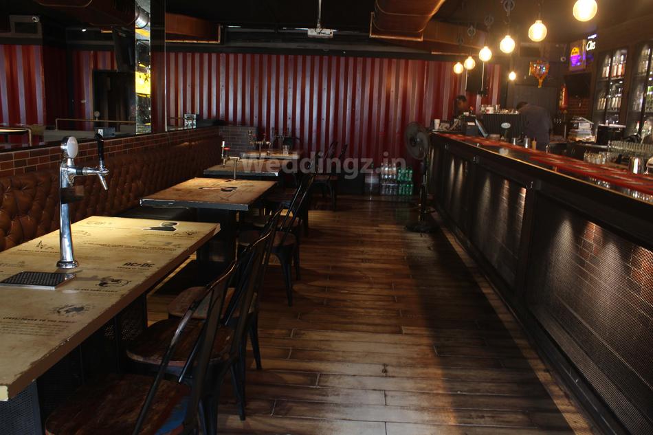 Road House Cafe Bar Malad West, Mumbai | Cocktail Venues | Cocktail ...