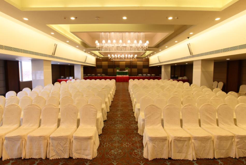 Meridian Function Palace Malakpet, Hyderabad | Banquet Hall | WeddingZ.in