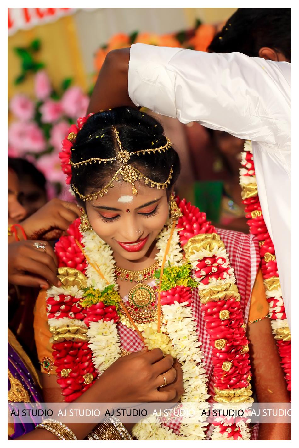 AJ WEDDING PHOTOGRAPHY, Wedding photographer in Chennai | WeddingZ