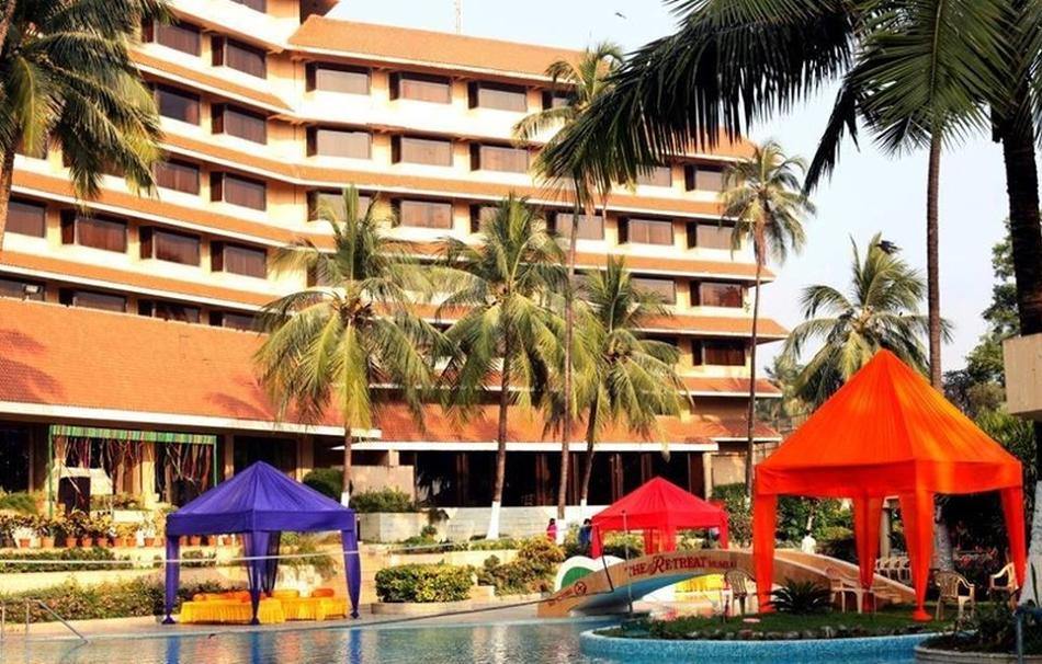The Retreat Hotel & Convention Centre Malad West, Mumbai | Banquet Hall ...
