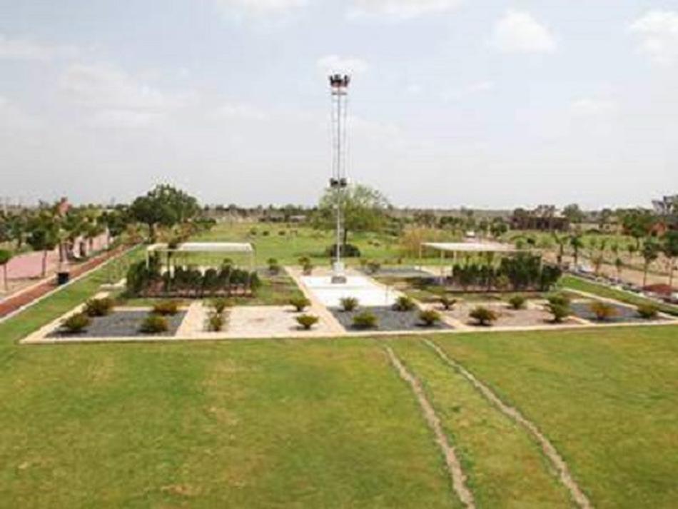 100 Acres Club Sanand, Ahmedabad | Wedding Lawn | WeddingZ.in