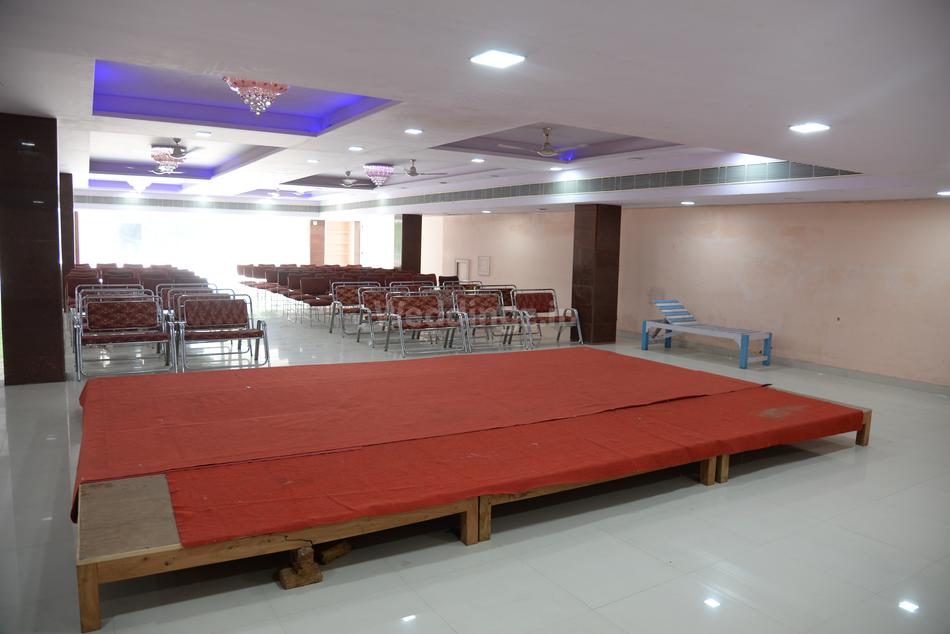 OYO 18814 Hotel Maya International Bani Park, Jaipur | Banquet Hall ...