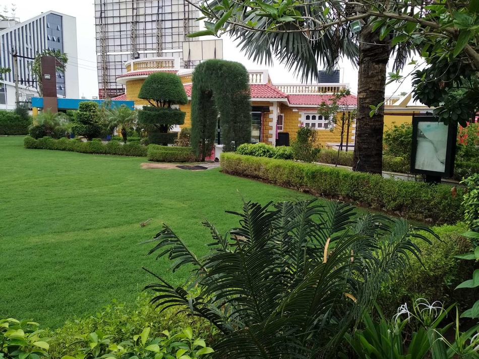 Funpoint Garden Restaurant Chandkheda, Ahmedabad | Wedding Lawn ...