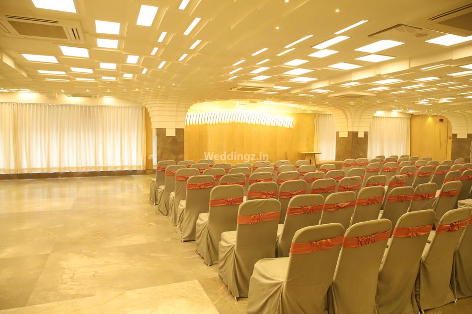 Ornate Restaurant And Banquet Tarsali, Baroda | Banquet Hall | WeddingZ.in