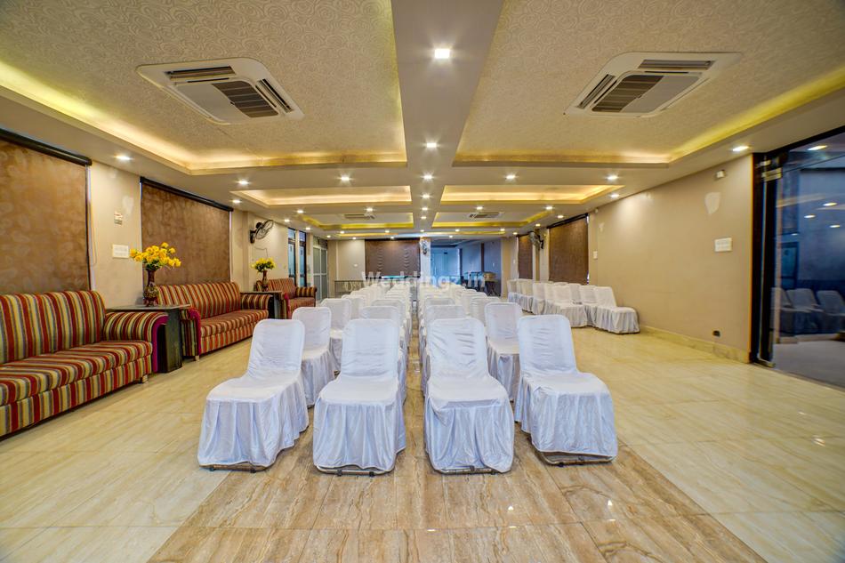 Emerald Banquet Hazratganj, Lucknow | Banquet Hall | WeddingZ.in