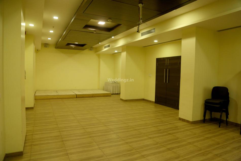 Dhuri Resort Vasai, Mumbai | Banquet Hall | Wedding Lawn | WeddingZ.in