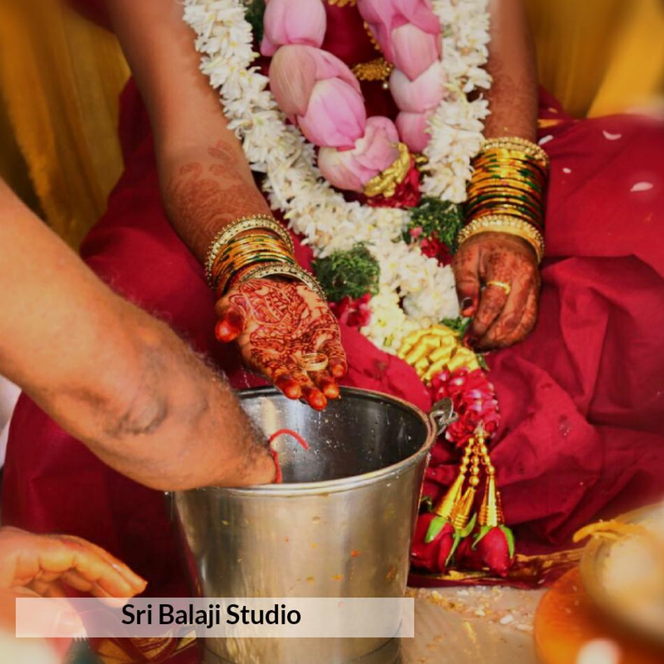 Sri Balaji Studio, Wedding photographer in Chennai | WeddingZ