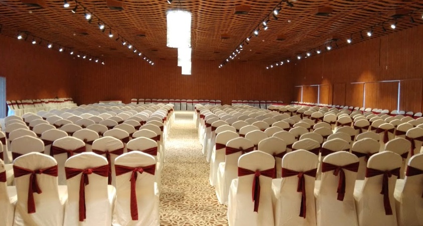 The Emerald Club Kalavad Road, Rajkot | Banquet Hall | Wedding Lawn ...