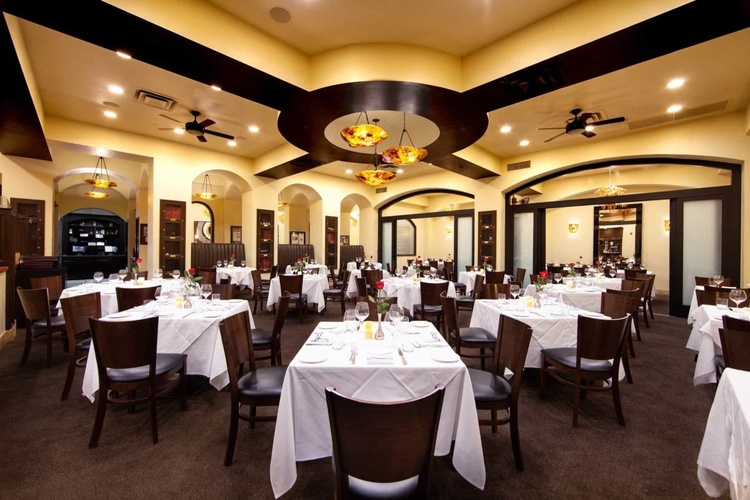 banquet-halls-in-s-g-highway-ahmedabad-that-let-you-host-your-much