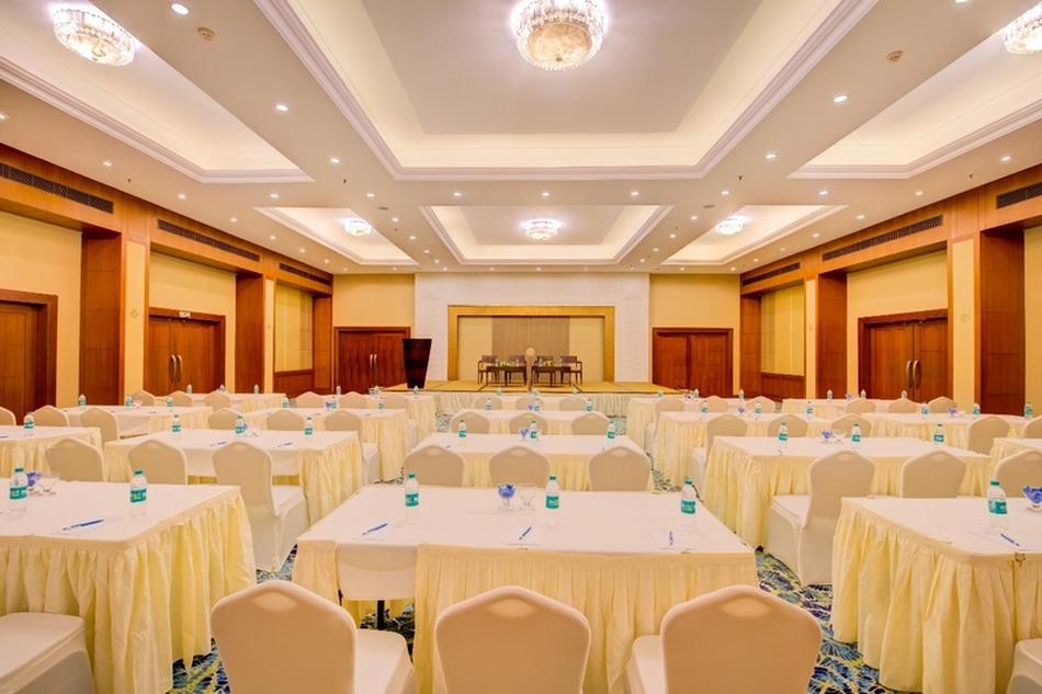The Elite Grand Old Mahabalipuram Road (OMR), Chennai | Banquet Hall ...