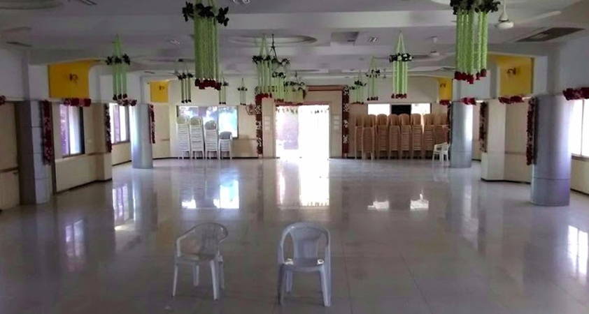 Paras Hall University Road, Rajkot | Banquet Hall | WeddingZ.in