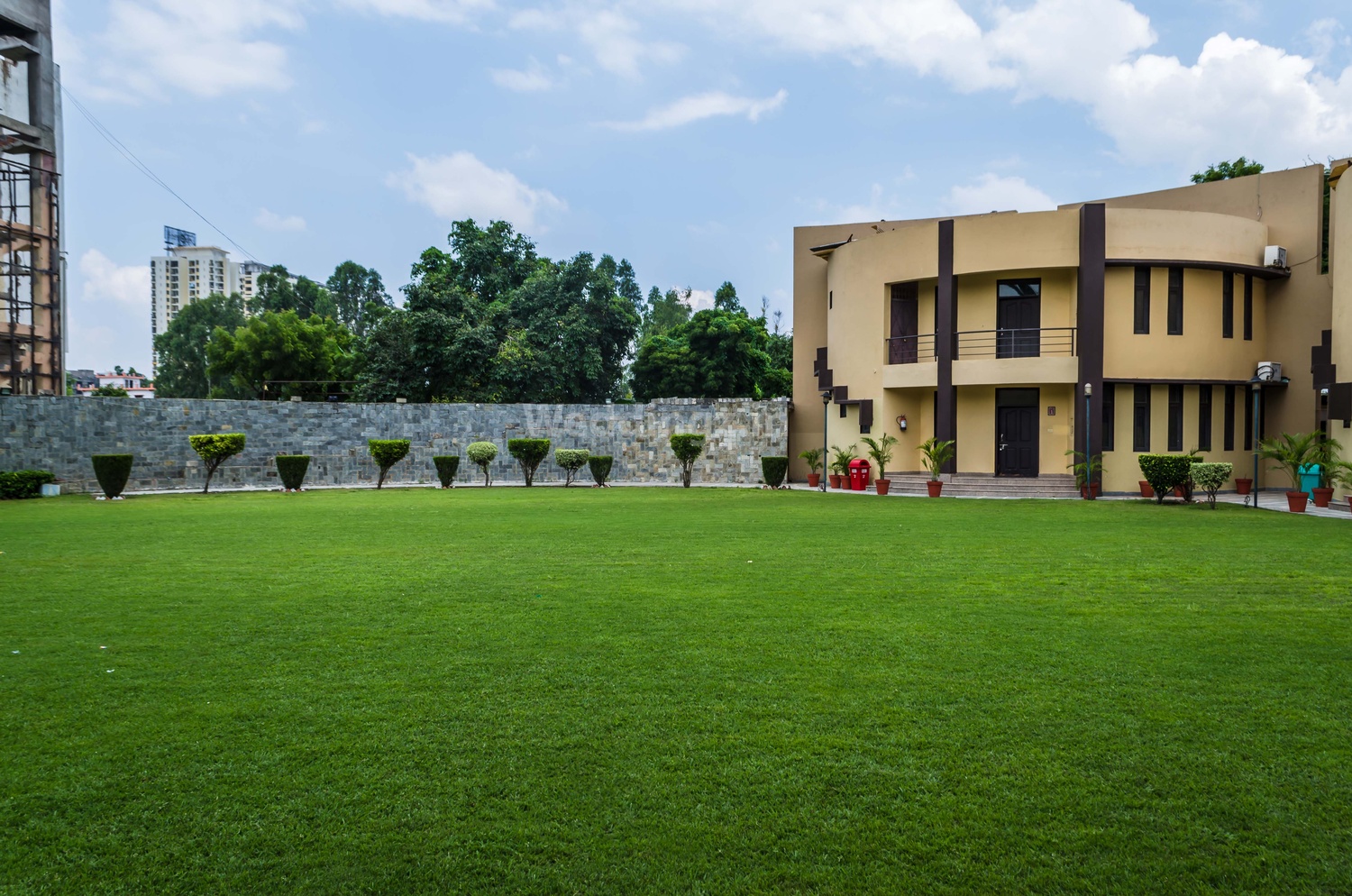 Chinmay Resort Sultanpur Road, Lucknow | Banquet Hall | Wedding Lawn ...