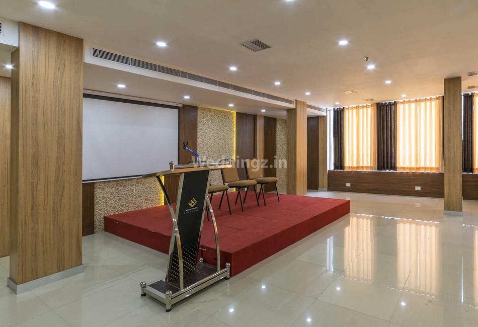 Laimar Suites Edappally, Kochi | Banquet Hall | Wedding Hotel | WeddingZ.in