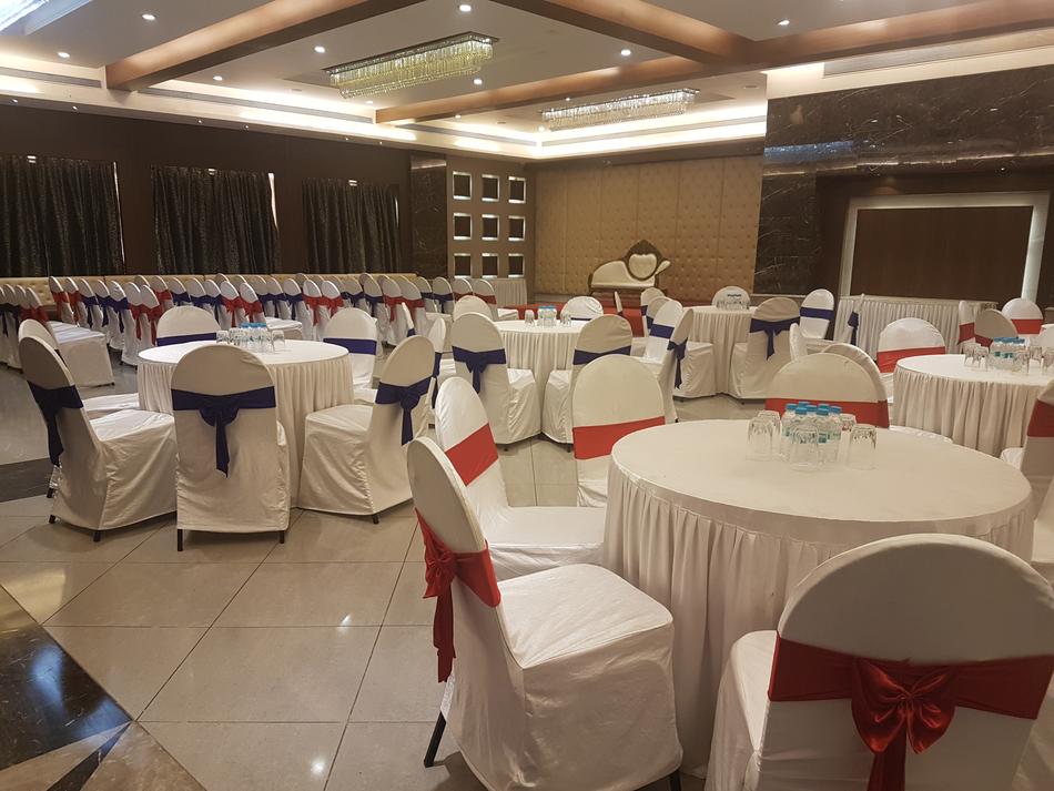 Aura Banquets Viman Nagar, Pune | Banquet Hall | WeddingZ.in