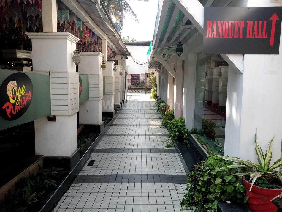 Florence Hotel VIP Road, Raipur | Banquet Hall | Wedding Lawn | WeddingZ.in