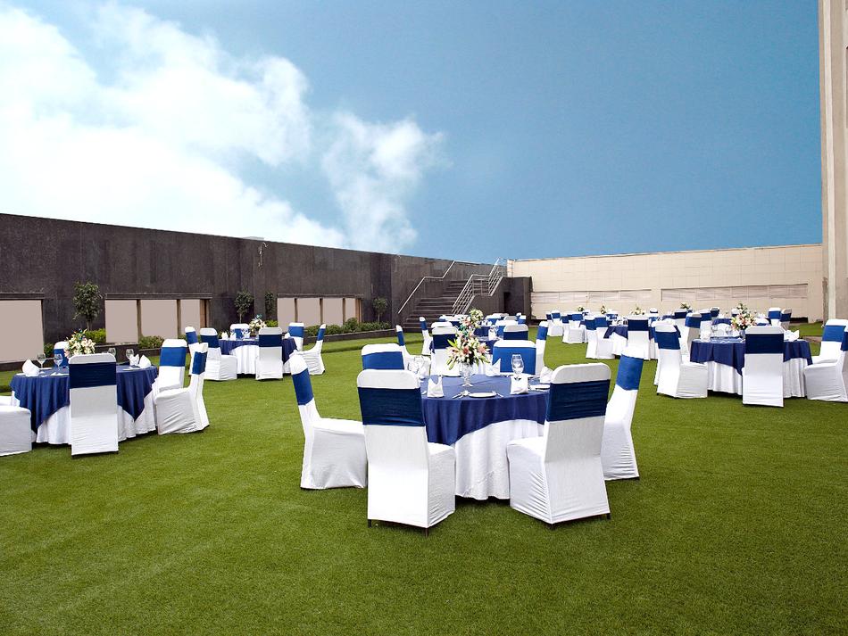 Radisson Blu Dwarka, Delhi | Banquet Hall | 5 Star Wedding Hotel ...