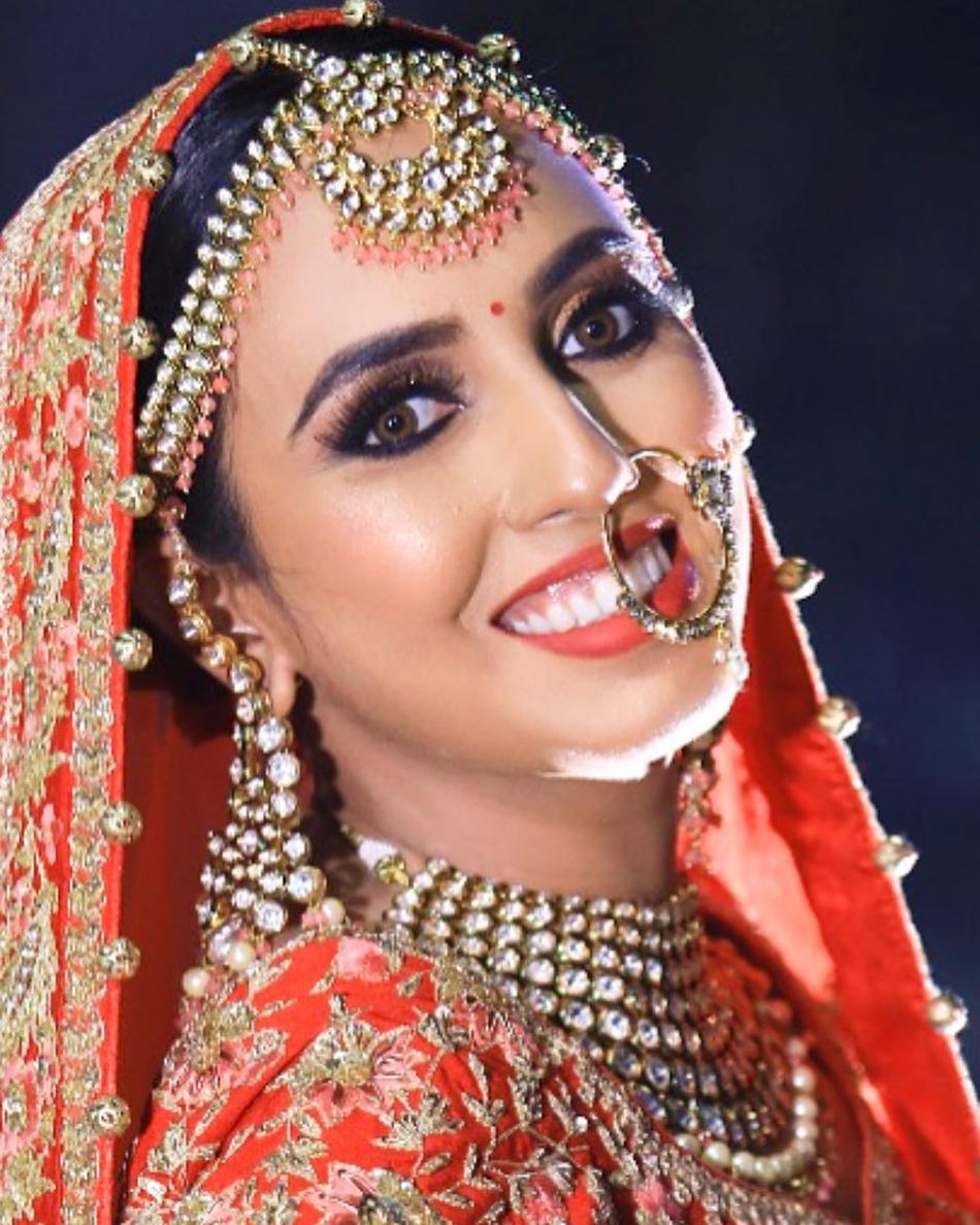 Neha Grover - Makeup Artist, Bridal Makeup Artist in Delhi | WeddingZ