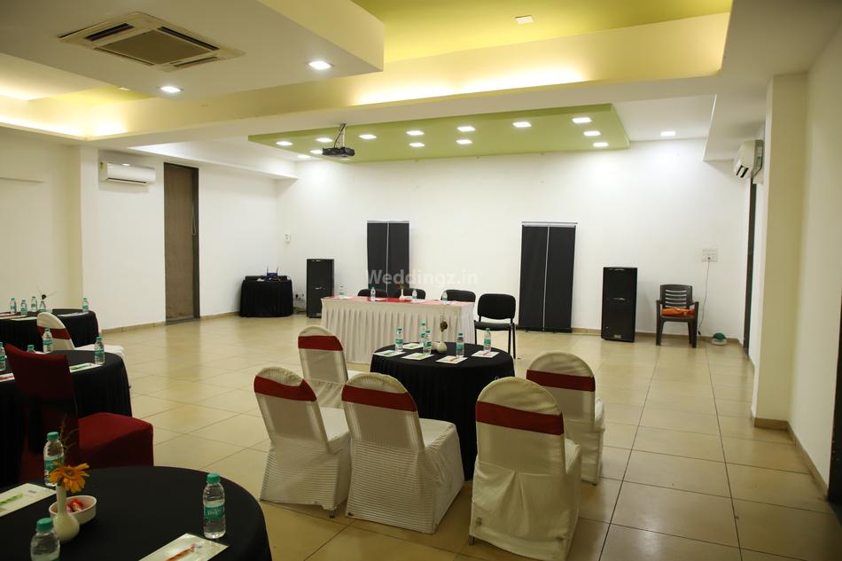 The Mango Orchard Resort Halol-Vadodara Road, Baroda | Banquet Hall ...