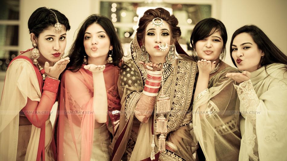 Camera Crew, Wedding photographer in Mumbai | WeddingZ