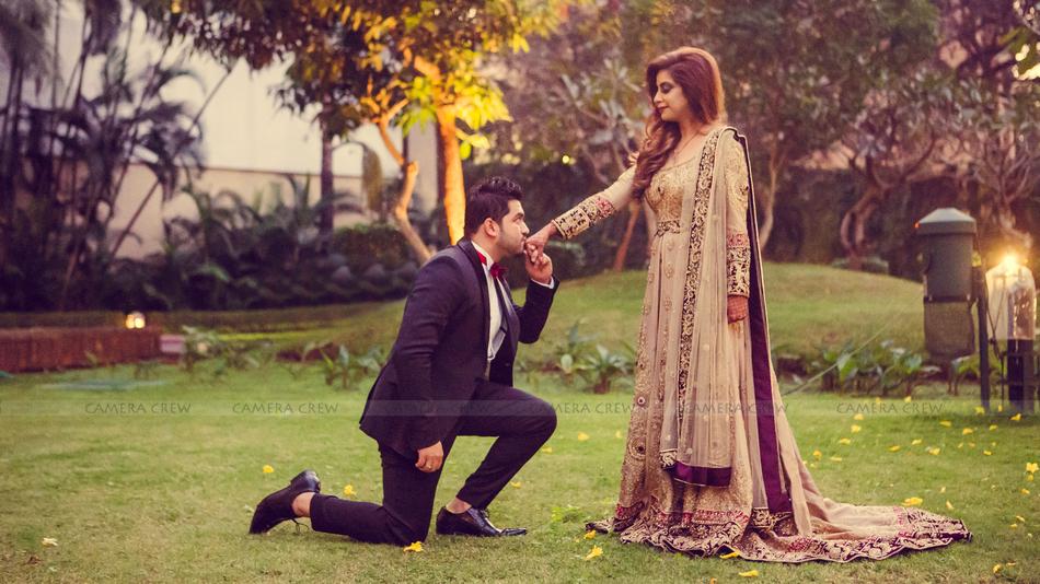 Camera Crew, Wedding photographer in Mumbai | WeddingZ